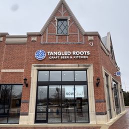 TANGLED ROOTS CRAFT BEER & KITCHEN - Updated October 2025 - 88 Photos ...