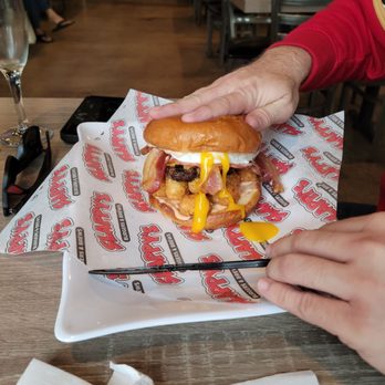 SLAPPY’S BURGERS & BREWS - 323 Photos & 295 Reviews - 1105 E Plaza Blvd ...