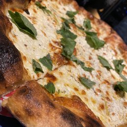 STEVIE’S FAMOUS - Updated January 2026 - 206 Photos & 182 Reviews - 822 ...