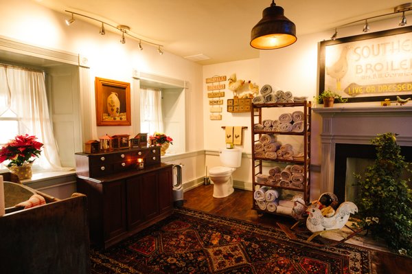 ROYER MANSION - Updated August 2025 - 3909 Piney Creek Rd, Williamsburg ...