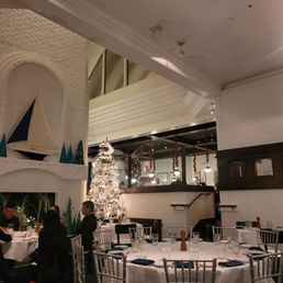 CITY FISH MARKET - Updated December 2025 - 622 Photos & 680 Reviews ...