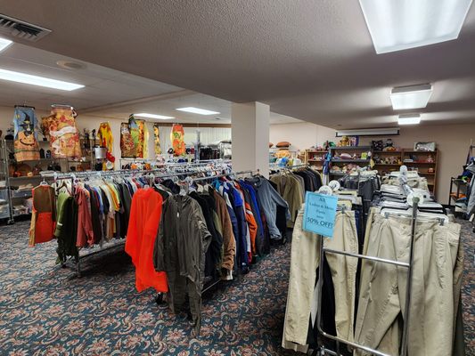 SECOND CHANCE THRIFT SHOP - Updated July 2025 - 16 Photos - 1312 Maple ...