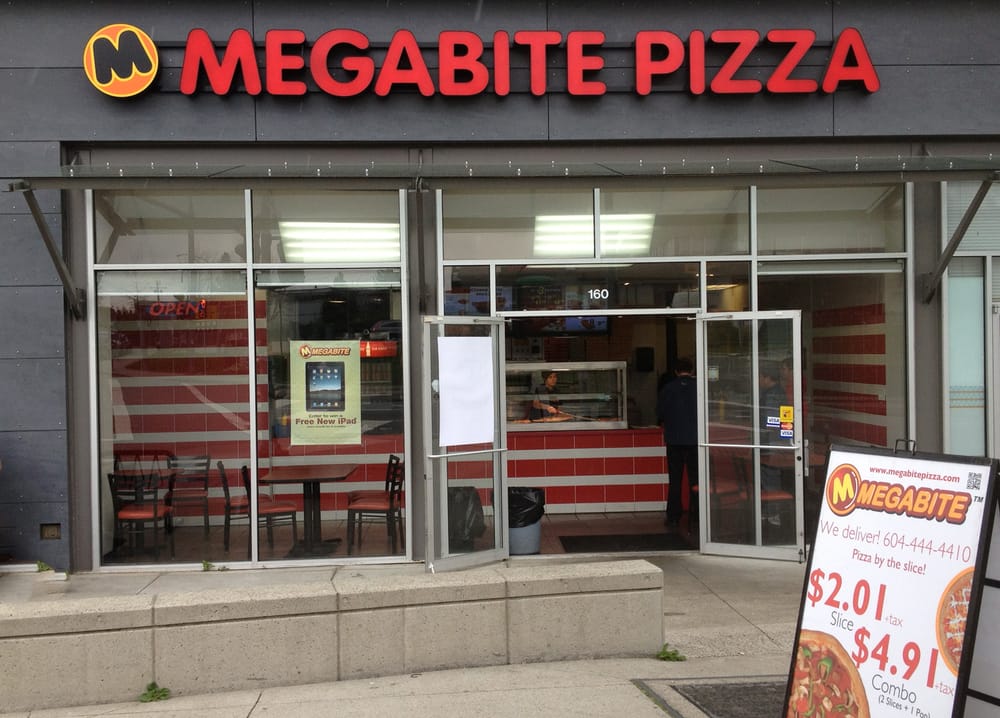 MEGABITE PIZZA - Updated December 2025 - 35 Photos & 54 Reviews - 2440 Commercial Drive ...