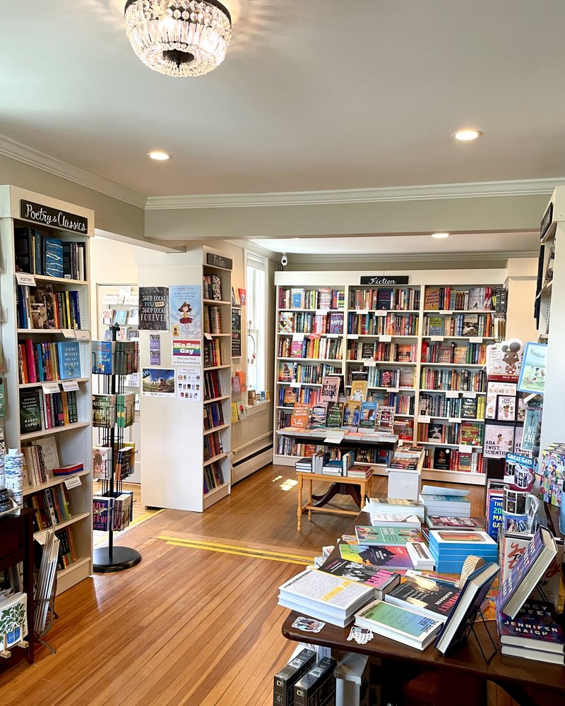 RIVER BEND BOOKSHOP - Updated December 2025 - 53 Photos - 161 Park Rd ...
