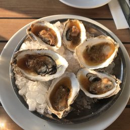 MATUNUCK OYSTER BAR - 2231 Photos & 1532 Reviews - 629 Succotash Rd ...