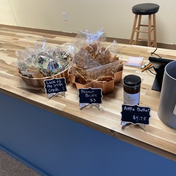 LOU’S BAKERY - Updated December 2025 - 18 Photos & 10 Reviews - 101 E ...