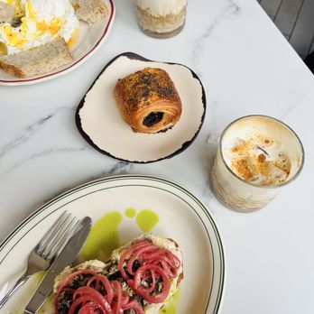 ABRAH BAKERY AND DAILY BISTRO - Updated March 2026 - 150 Photos & 43 ...