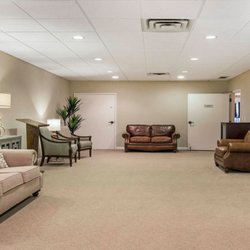 OLINGER FUNERAL, CREMATION & CEMETERY - CROWN HILL - 46 Photos & 17 ...