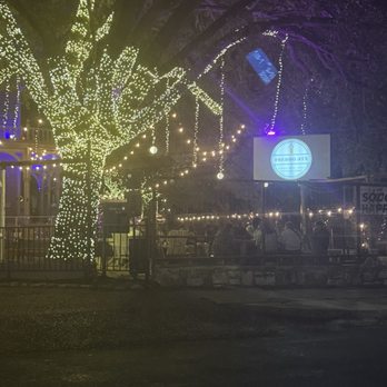 FREDDO ATX - Updated August 2025 - 257 Photos & 139 Reviews - 2336 S ...