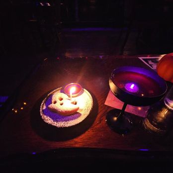 RAVEN’S MANOR - 968 Photos & 307 Reviews - 235 SW 1st Ave, Portland ...