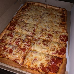NEARRA’S PIZZERIA - Updated July 2024 - 40 Reviews - 1439 Capouse Ave ...