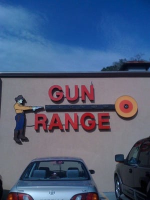 BULLSEYE INDOOR GUN RANGE - 13 Photos & 31 Reviews - 6041 Atlantic Blvd ...