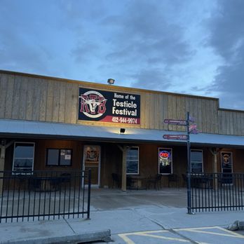ROUND THE BEND STEAKHOUSE - Updated October 2025 - 192 Photos & 172 ...