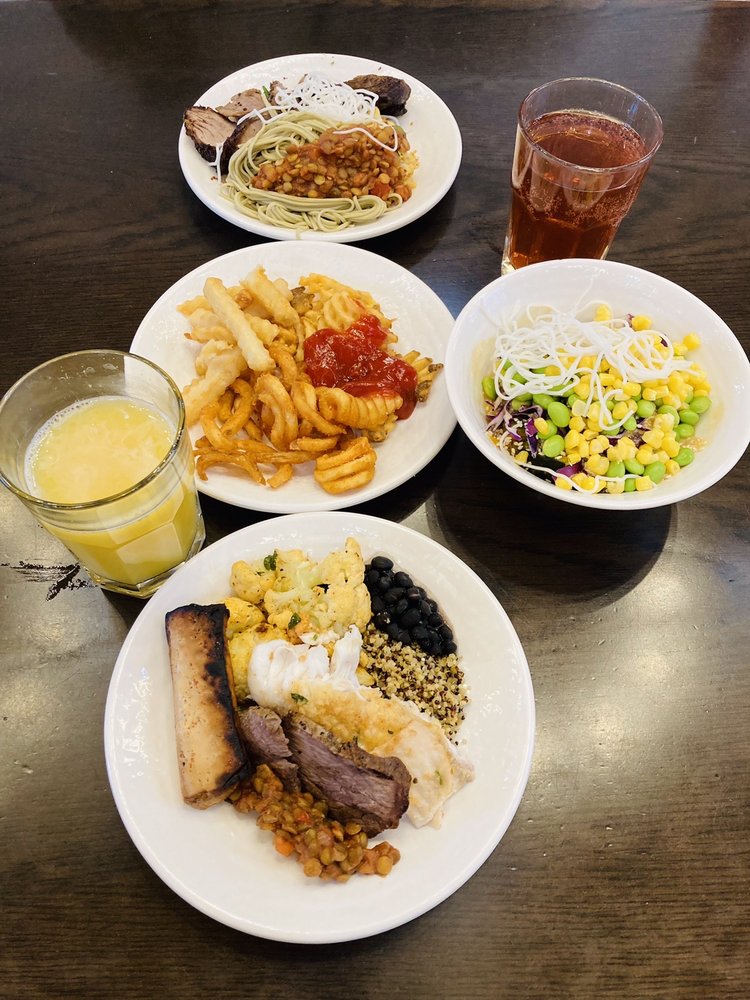 USC VILLAGE HONORS DINING HALL - Updated December 2025 - 18 Photos ...