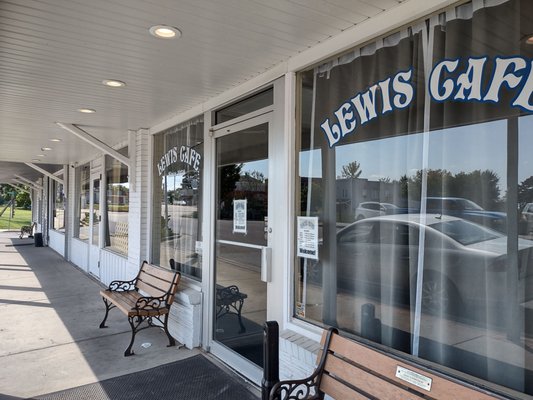 LEWIS CAFE - Updated January 2026 - 56 Photos & 152 Reviews - 145 S ...