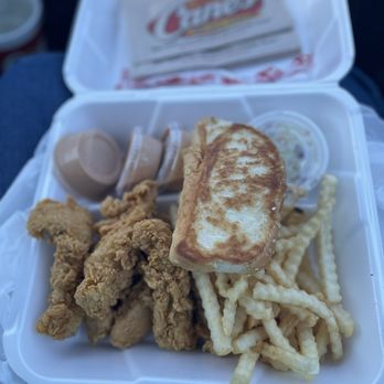RAISING CANE’S CHICKEN FINGERS - Updated January 2026 - 16 Photos & 21 ...