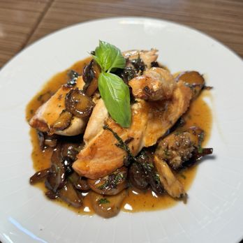 AMARI ITALIAN KITCHEN & WINE SHOP - Updated June 2024 - 486 Photos ...