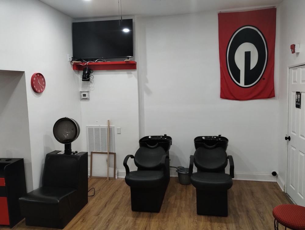 BEHIND DA CHAIR - Updated May 2024 - 211 W Queen Ln, Philadelphia, Pennsylvania - Hair Salons ...