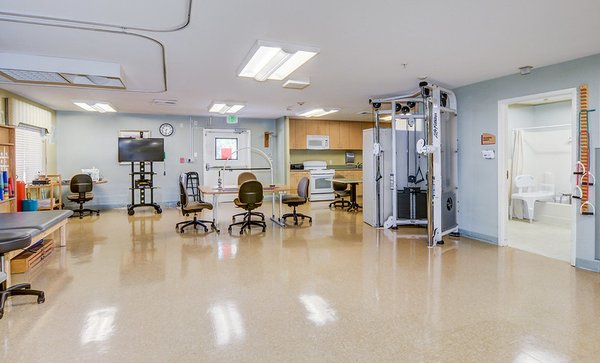 HEMET HILLS POST ACUTE - Updated April 2026 - 26 Photos - 1717 W ...