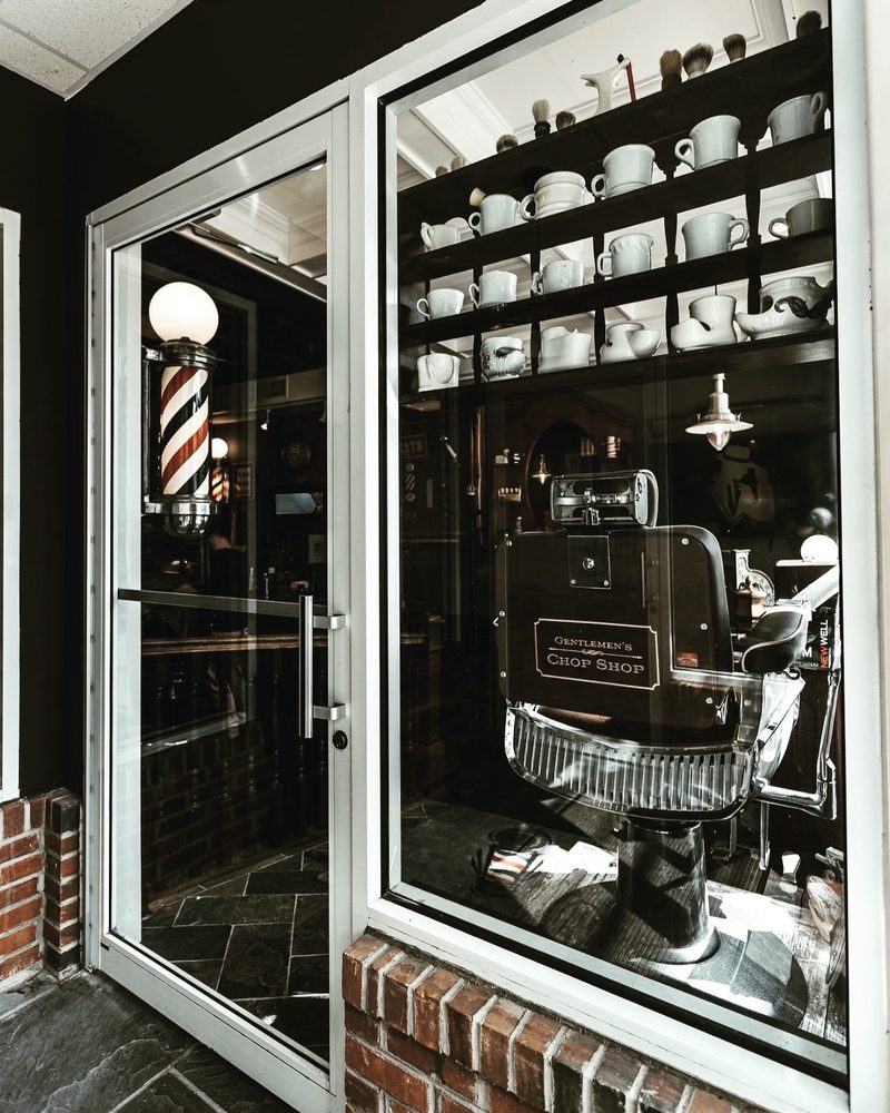 GENTLEMEN’S CHOP SHOP - Updated July 2024 - 11 Reviews - 68 E Forest ...