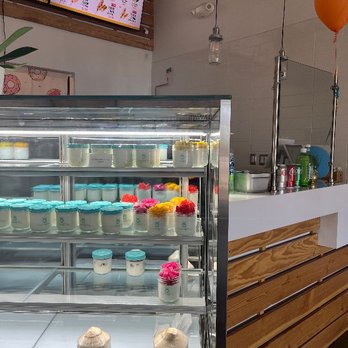 MOCHINUT - RENO - Updated December 2025 - 261 Photos & 98 Reviews ...