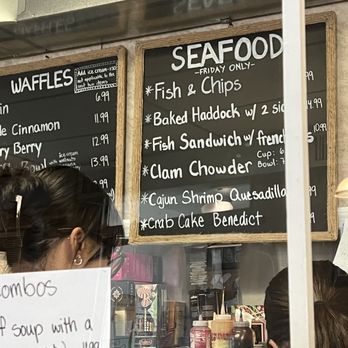 SISTERS RESTAURANT - Updated August 2025 - 126 Photos & 92 Reviews ...