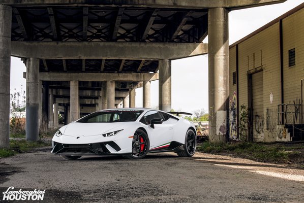 LAMBORGHINI HOUSTON - Updated December 2025 - 77 Photos & 24 Reviews ...