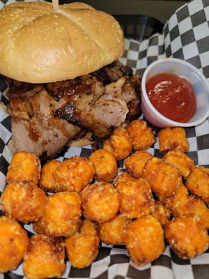 CHIP OFF THE BLOCK DELI - Updated May 2025 - 162 Photos & 113 Reviews ...