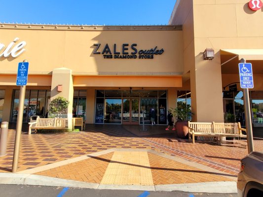 ZALES OUTLET - Updated December 2025 - 58 Photos & 68 Reviews - 100 ...