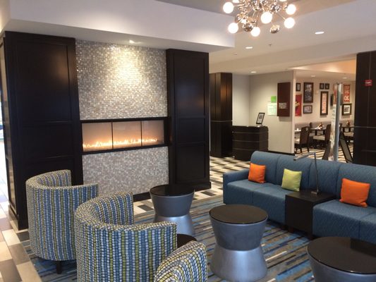 HOLIDAY INN INDIANAPOLIS AIRPORT - 67 Photos & 39 Reviews - 8555 ...