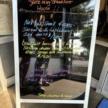 GATEWAY BREAKFAST HOUSE - Updated August 2024 - 384 Photos & 433 ...