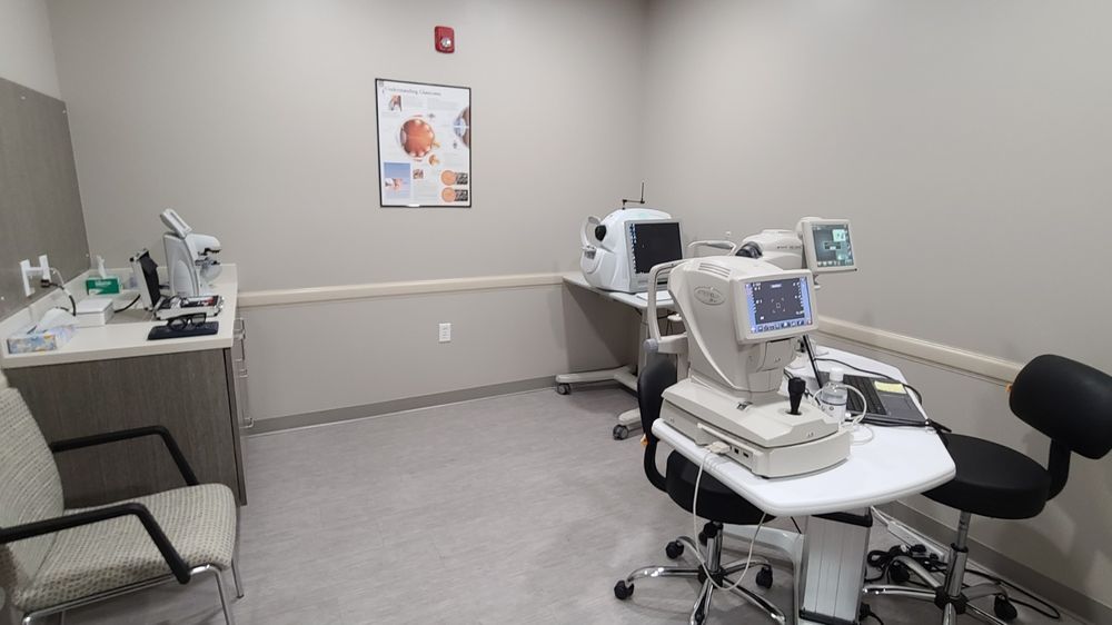 TOTAL OPTICAL - Updated December 2025 - 21 Photos - 4400 Grant Blvd ...