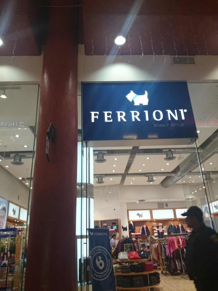 FERRIONI FAMILY STYLE - Plaza Satélite, Naucalpan de Juárez, México ...