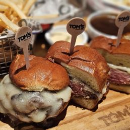 TOM’S WATCH BAR - Updated May 2025 - 492 Photos & 471 Reviews - 414 K ...