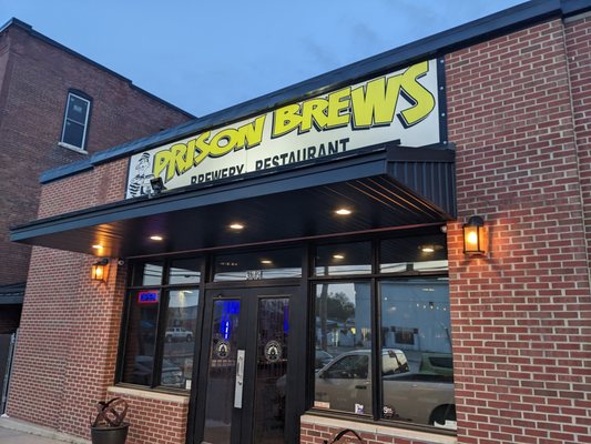 PRISON BREWS - Updated December 2025 - 274 Photos & 320 Reviews - 305 ...