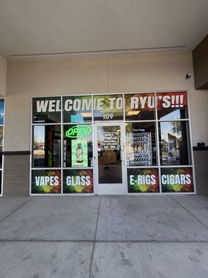 RYU’S SMOKE & VAPE - Updated May 2026 - 21 Photos - 13011 W Greenway Rd ...