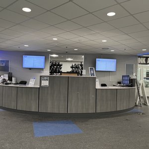 SNO-KING ICE ARENA - KIRKLAND - 15 Photos & 25 Reviews - 14326 124th ...