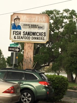MISTER FISH - 38 Photos & 100 Reviews - Seafood - 715 E Palmetto St ...