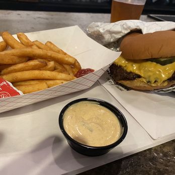 PATTY PALACE - Updated October 2024 - 38 Photos & 25 Reviews - 439 ...