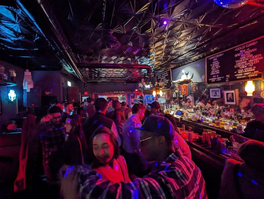 LAST CHANCE - Updated October 2025 - 20 Photos - 1830 Michigan Ave ...