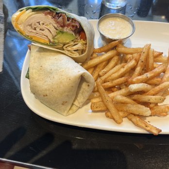 HOPCAT EAST LANSING - Updated July 2024 - 361 Photos & 613 Reviews ...