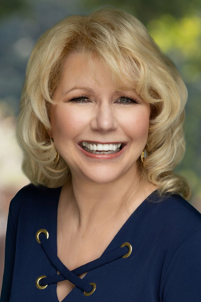 JENNIFER WATT - CENTURY 21 REDWOOD REALTY - Updated January 2025 - 46 S ...