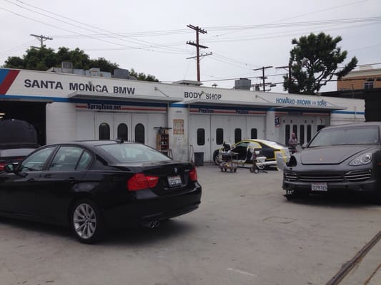 HOWARD BROWN & SONS AUTO BODY - 59 Photos & 616 Reviews - 11758 W ...