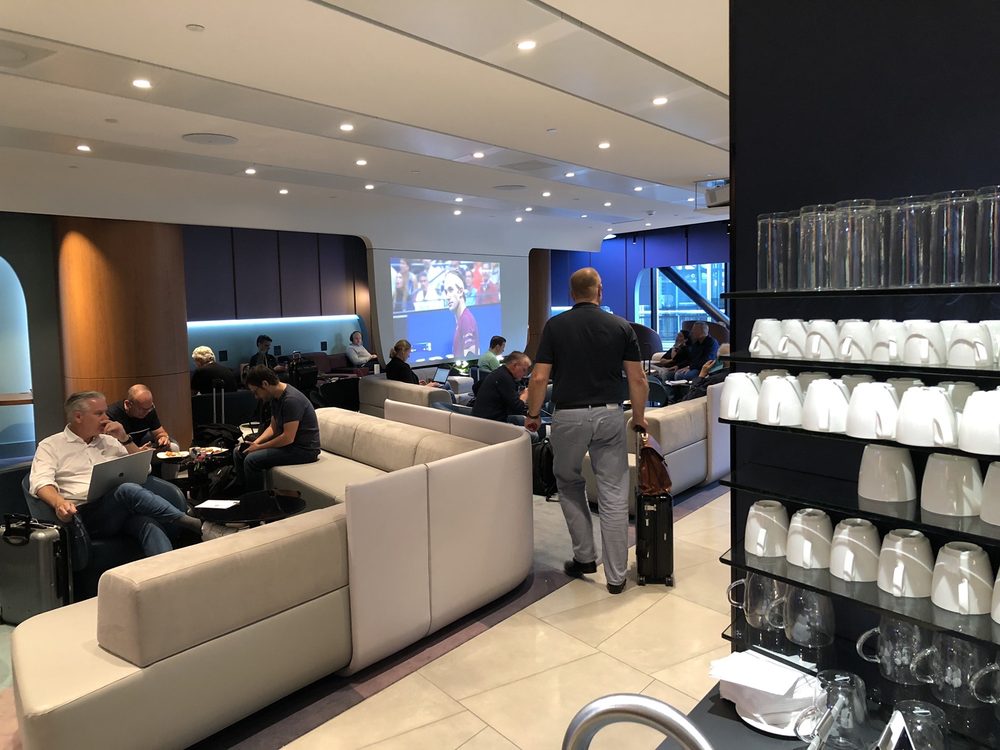 PRIVIUM CLUBLOUNGE WEST - Vertrekpassage 3, Schiphol, Noord-Holland ...