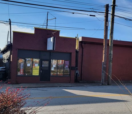 THE SERVICE STATION RESTAURANT - Updated December 2025 - 70 Photos & 41 ...