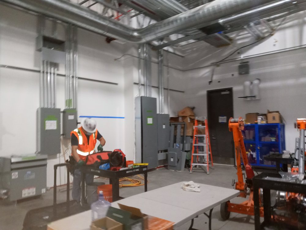 QC ELECTRICAL SERVICES - Santa Ana, California - Electricians - Phone ...