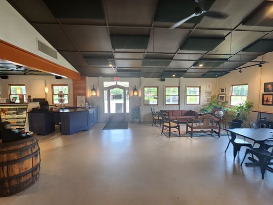 LOCAL POUR - Updated December 2025 - 30 Photos & 31 Reviews - 12857 Red ...