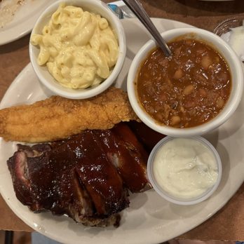 CHUCK’S SOUTHERN COMFORTS CAFÉ - Updated December 2025 - 618 Photos ...