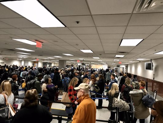 TSA CHECKPOINT MAIN - ATLANTA INTERNATIONAL AIRPORT - 60 Photos & 189 ...