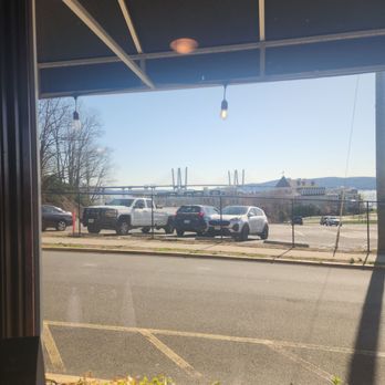 BRIDGE VIEW TAVERN & BEER GARDEN - Updated January 2026 - 1045 Photos ...
